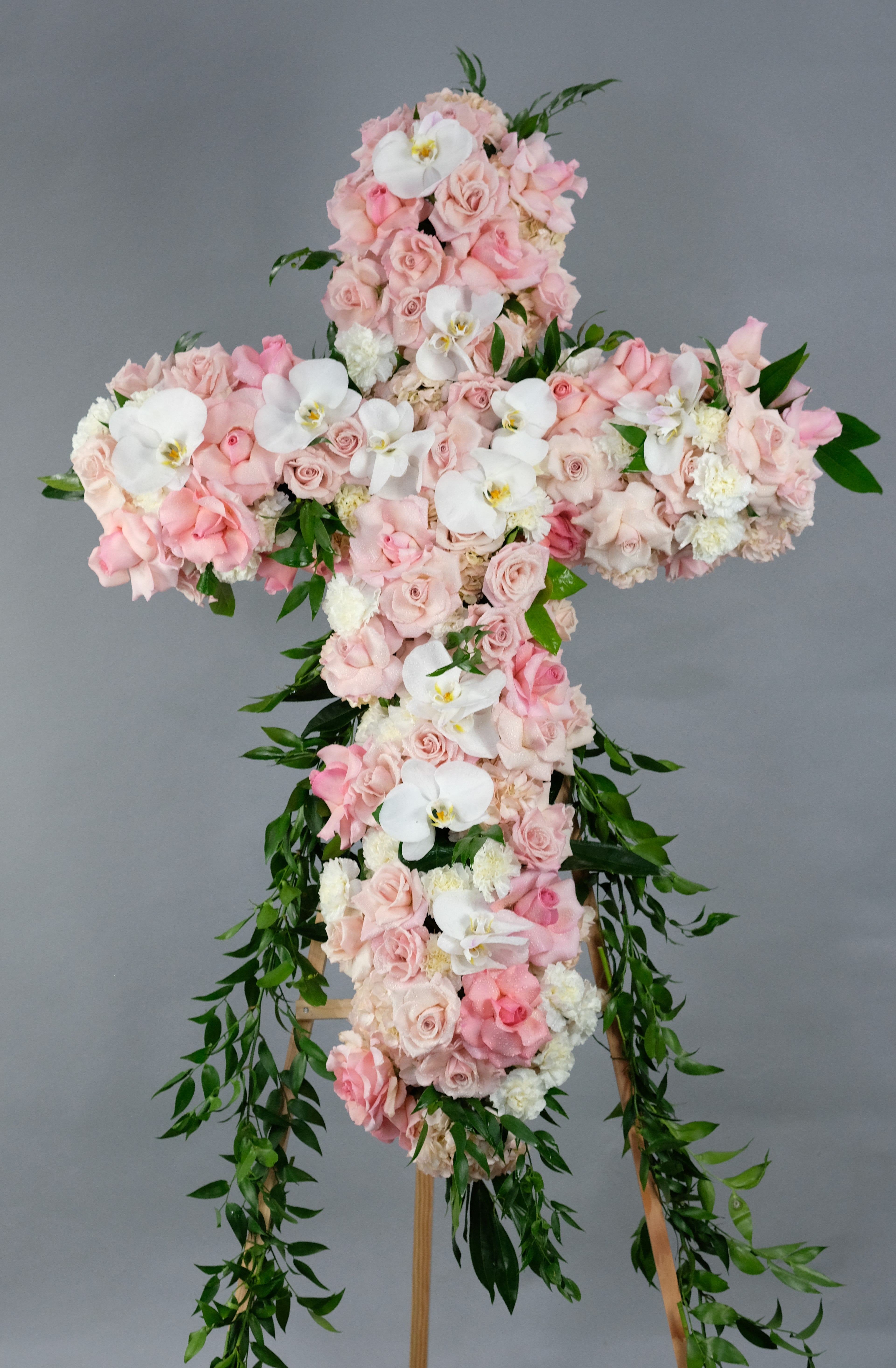Cross Easel – Enchanted Florist